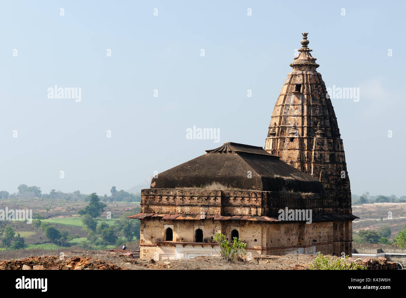 Ancient temple in Orchha, Madhya Pradesh, India Stock Photo - Alamy