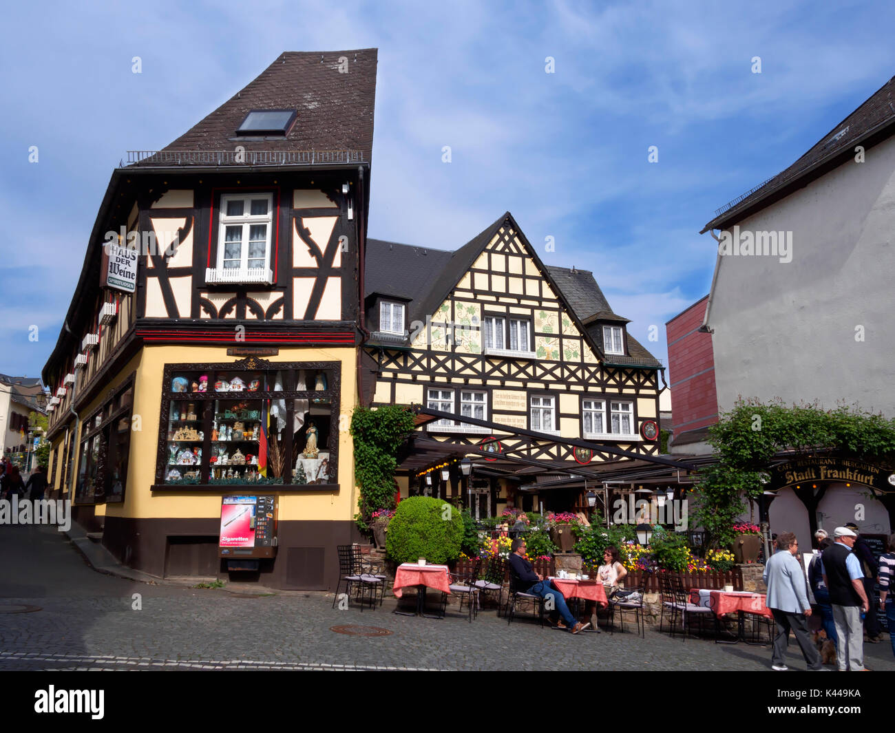 Germany rudesheim restaurant hi-res stock photography and images - Alamy