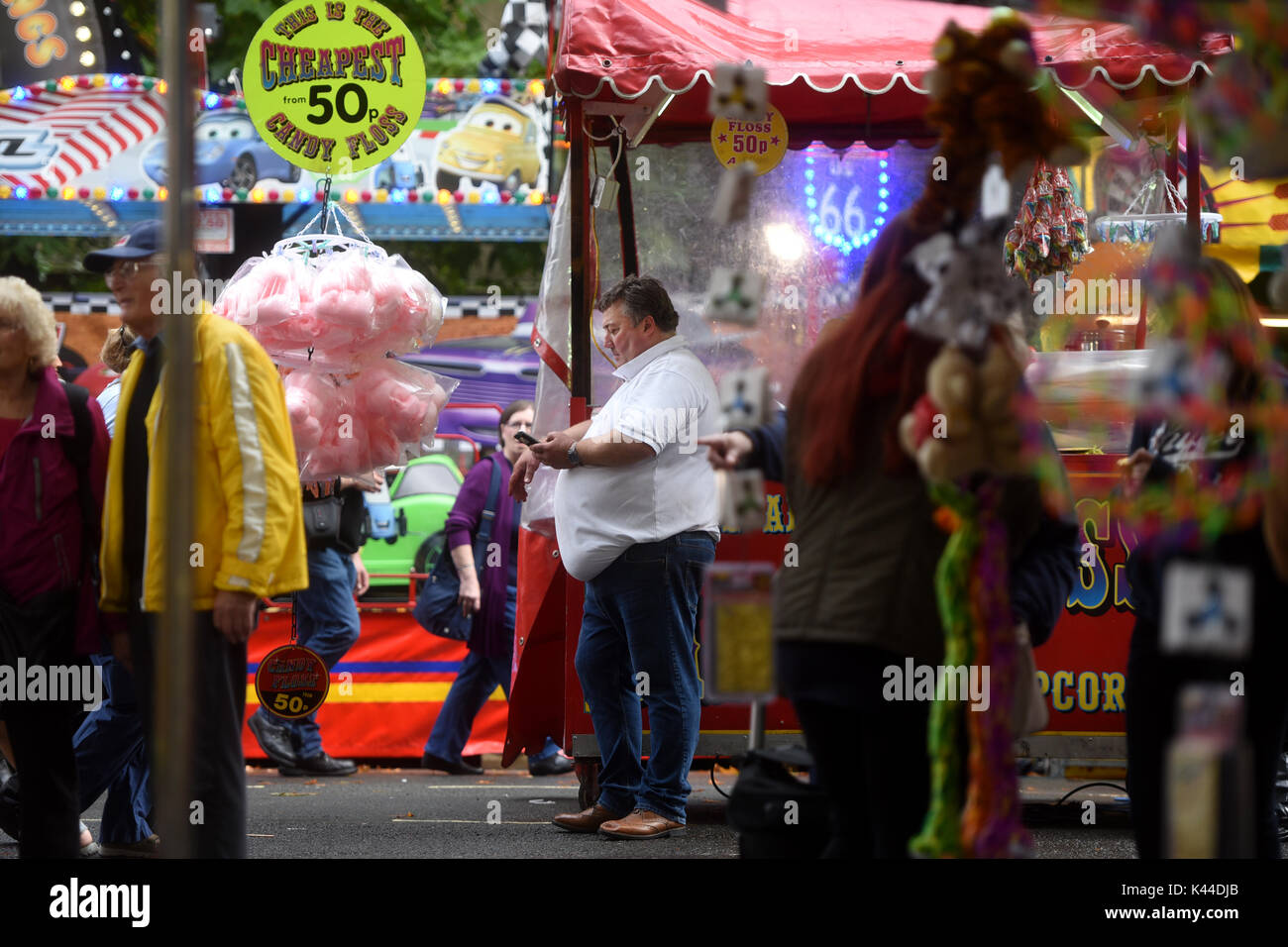 Oxford, UK. 04th Sep, 2017. The famous St Giles Fair in Oxford first ...