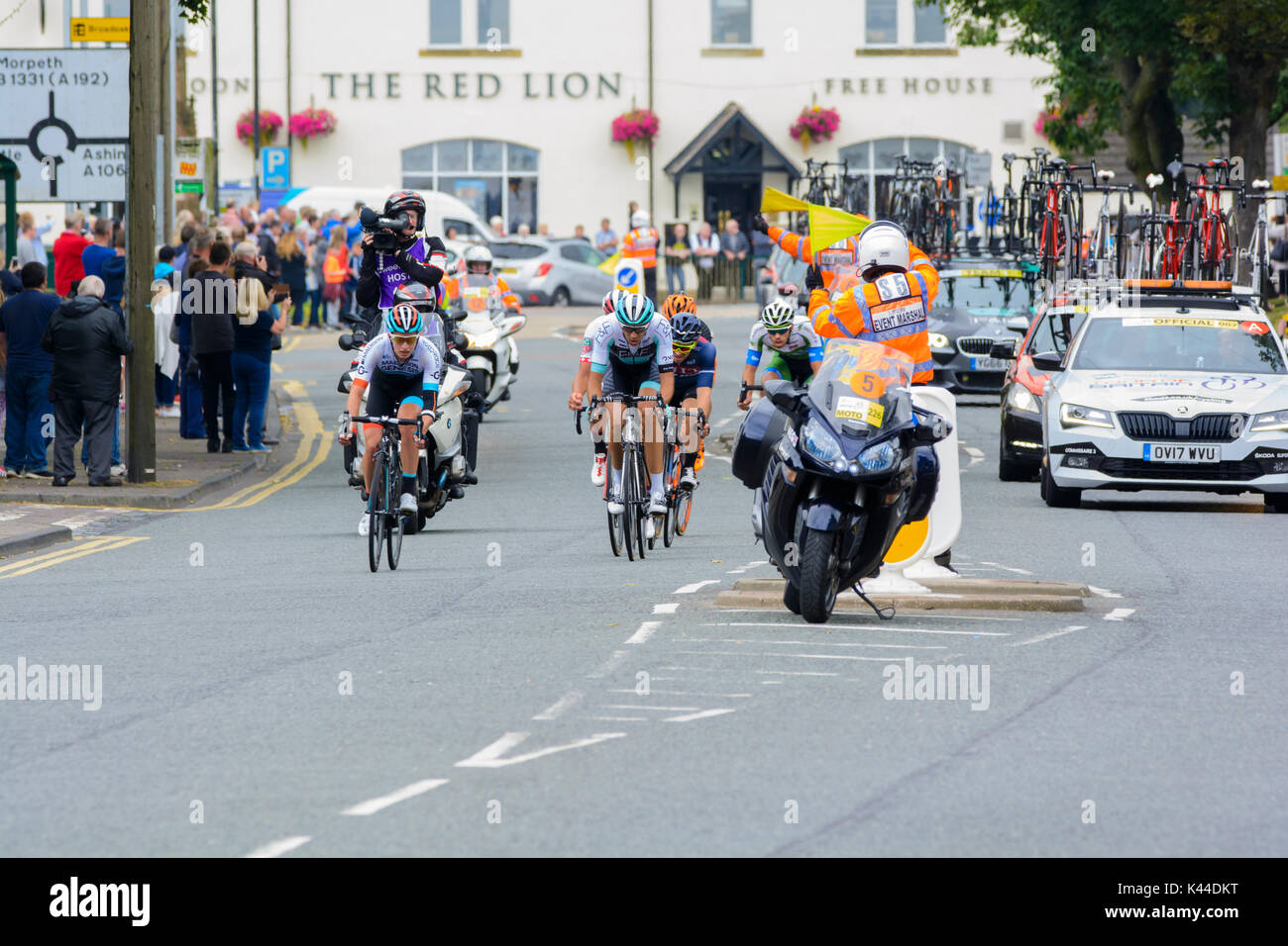 Tour of britain stage 2 hi-res stock photography and images - Alamy