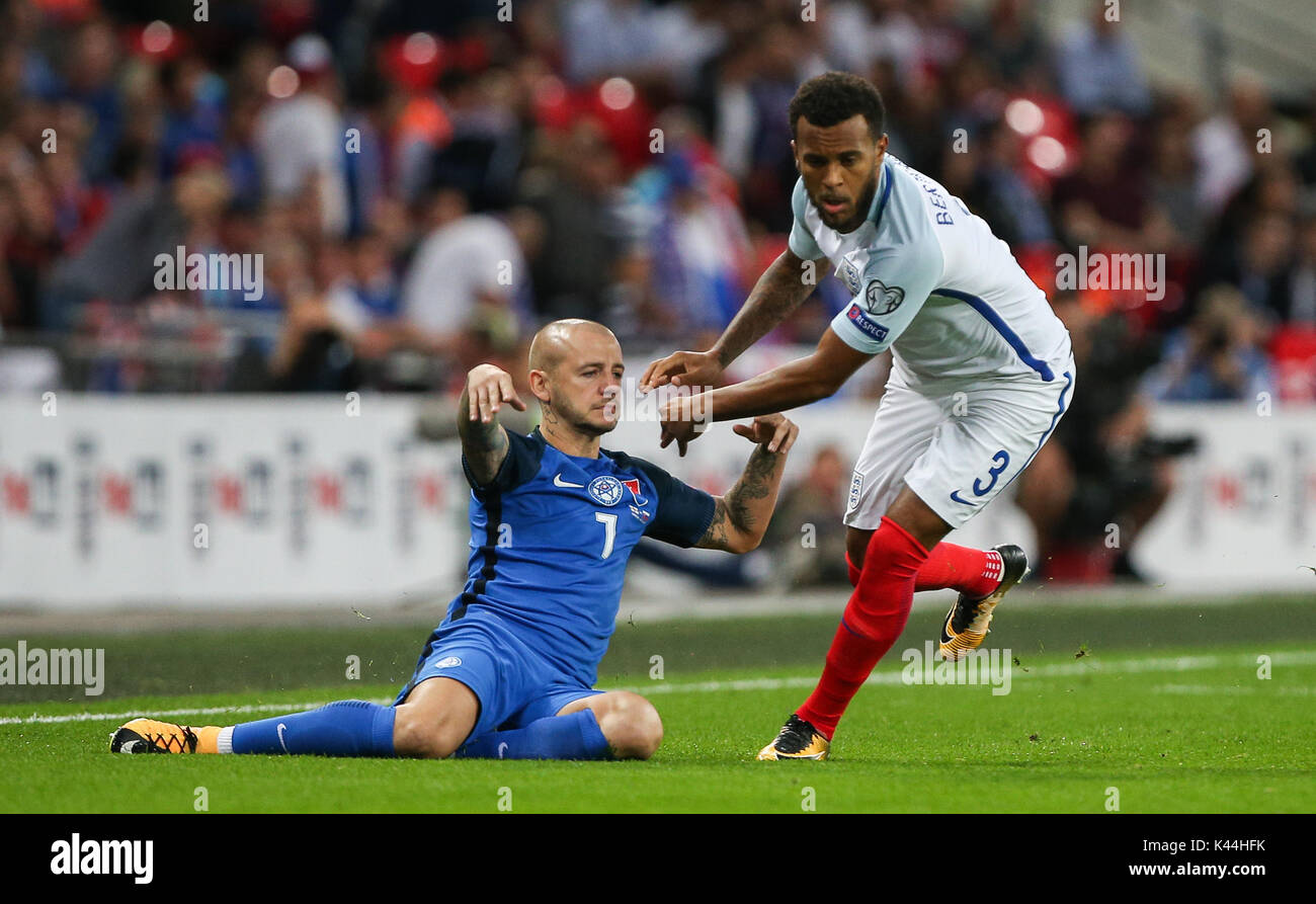 Ryan Bartrand of England throws Vladimir Weiss of Slovakia to the ...