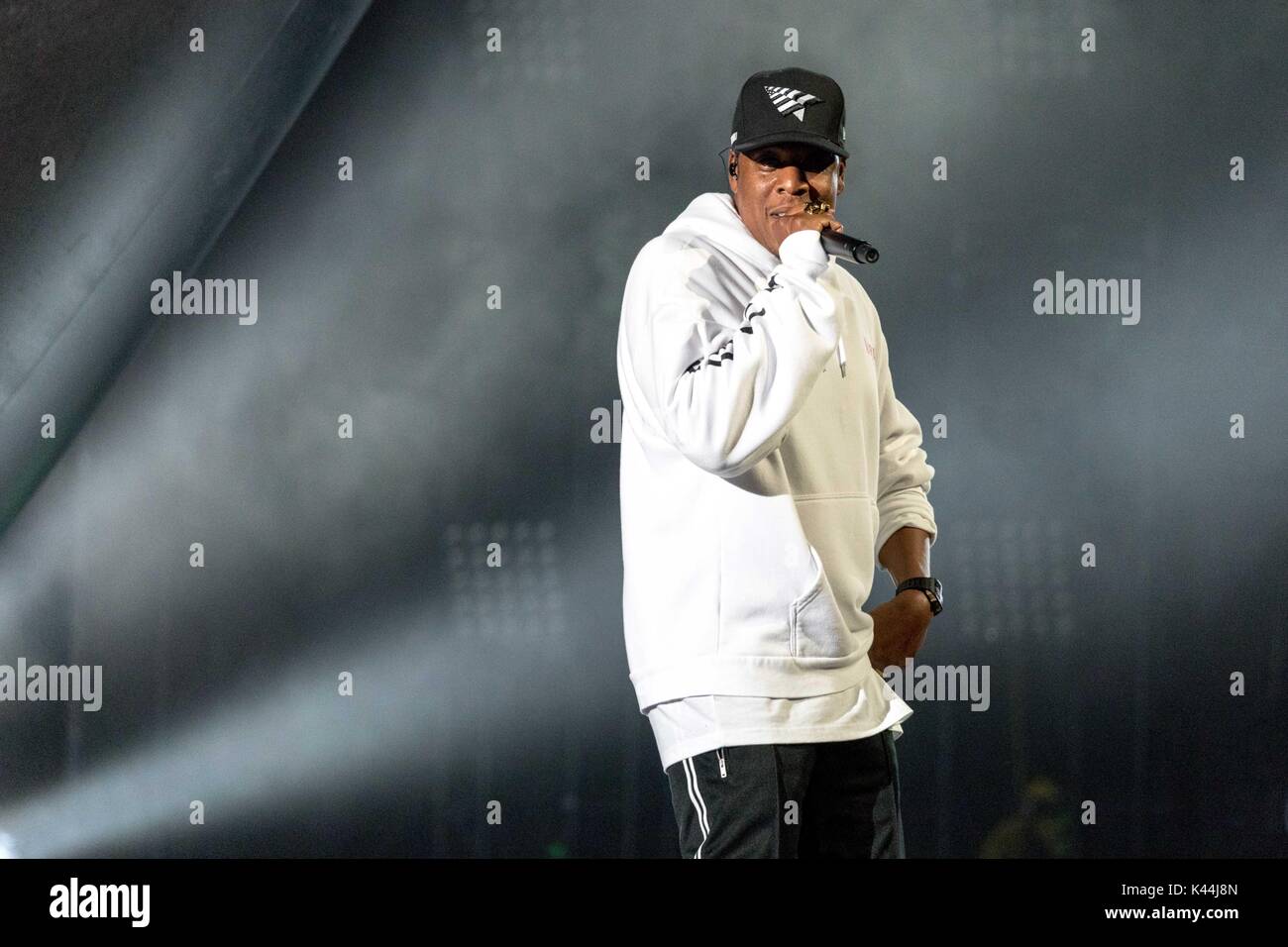 Philadelphia, Pennsylvania, USA. 3rd Sep, 2017. Rapper JAY-Z (SHAWN ...