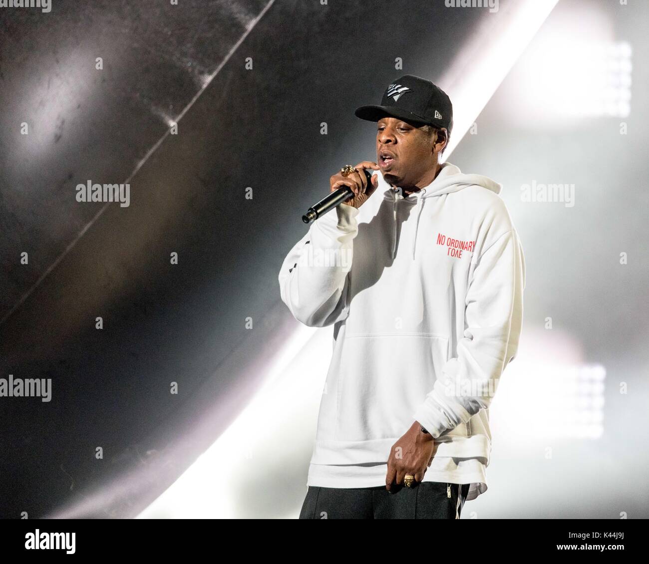 Philadelphia, Pennsylvania, USA. 3rd Sep, 2017. Rapper JAY-Z (SHAWN ...
