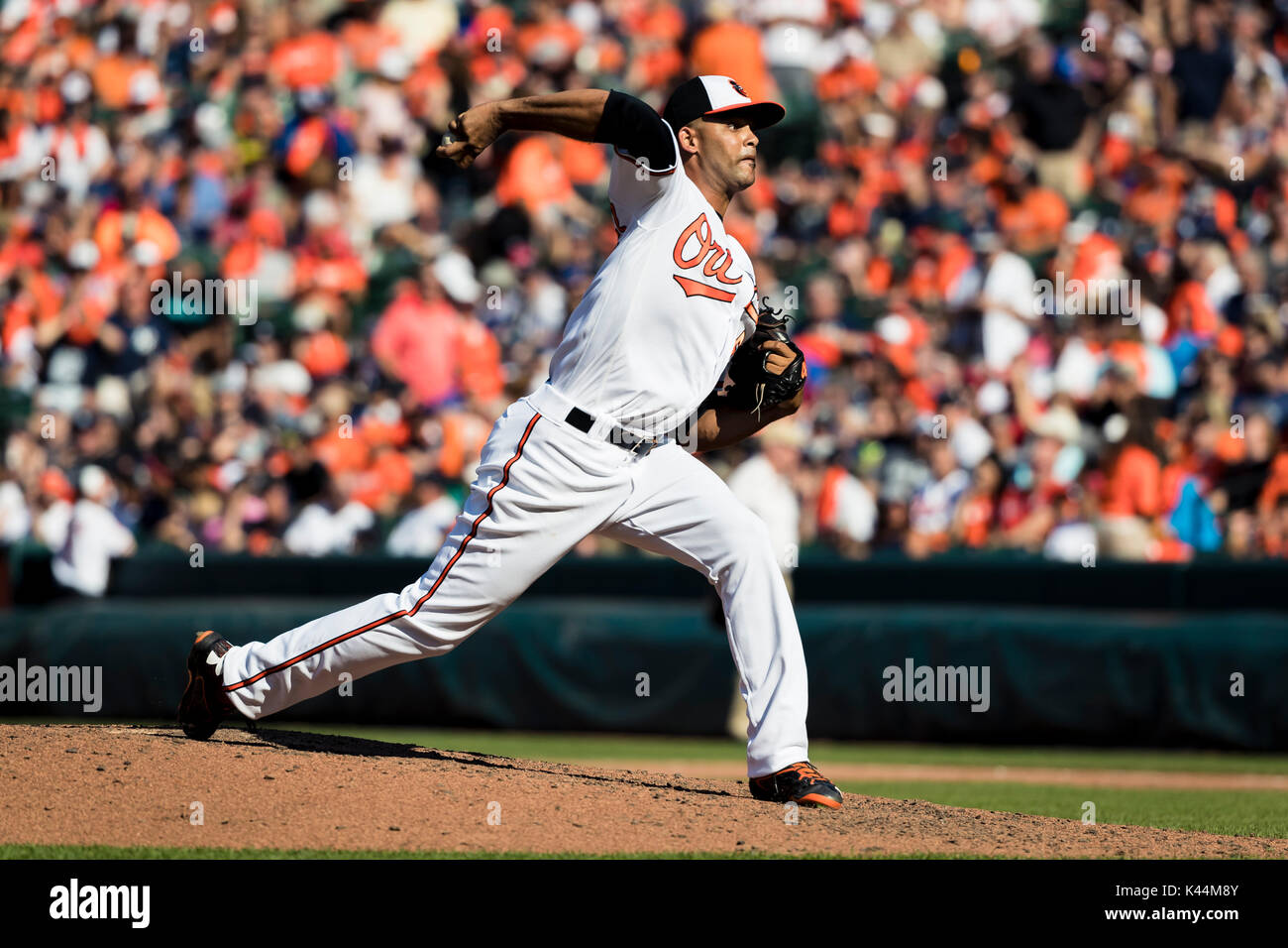 Baltimore, Maryland, USA. 04th Sep, 2017. Baltimore Orioles relief ...