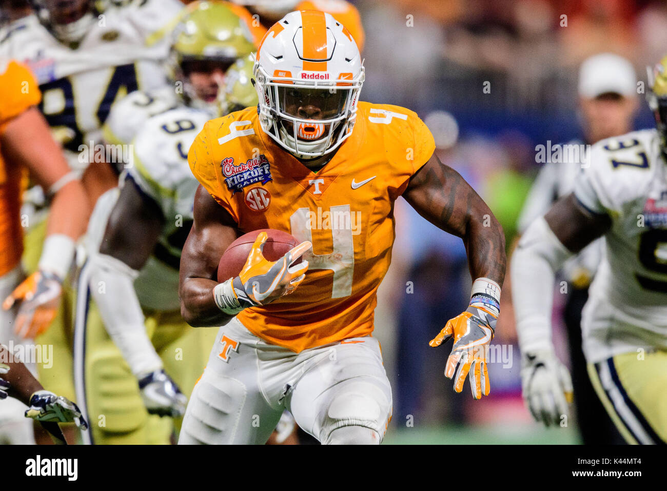 Tennessee running back John Kelly (4) during the NCAA Chick-fil-A ...
