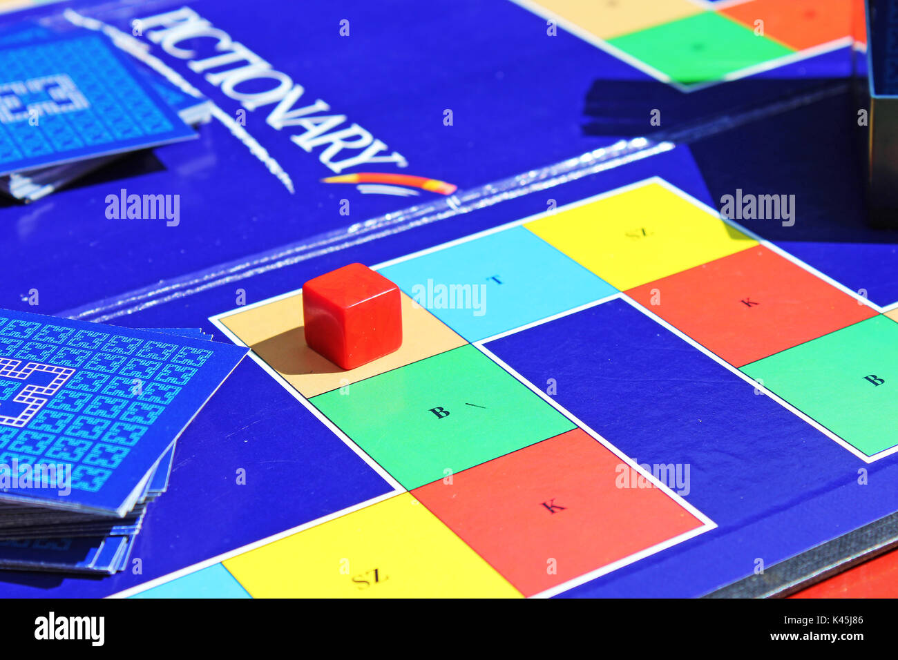 Pictionary hi-res stock photography and images - Alamy