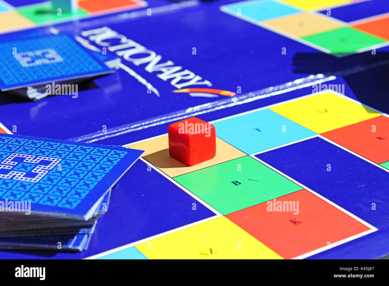 Pictionary hi-res stock photography and images - Alamy