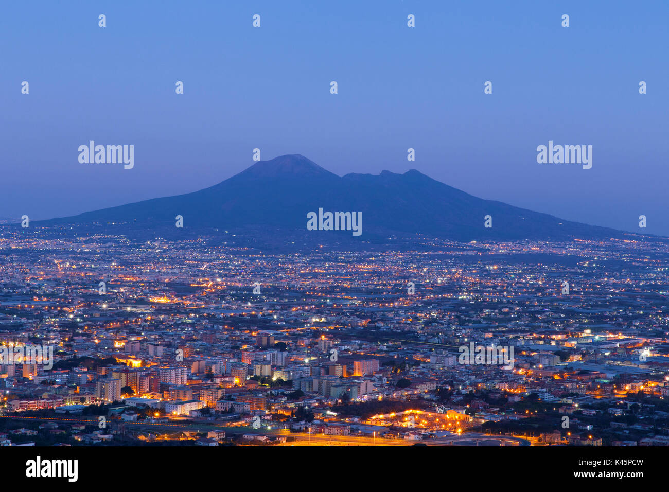 Naples volcano hi-res stock photography and images - Alamy