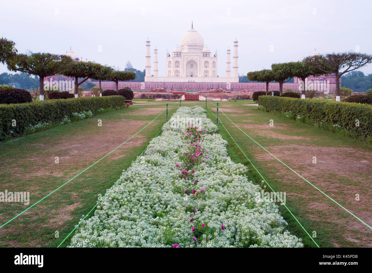 Agra district of uttar pradesh hi-res stock photography and images - Alamy