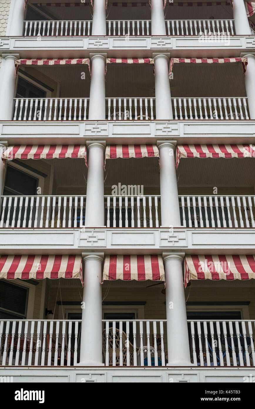 Chautauqua institution historic district hi-res stock photography and ...