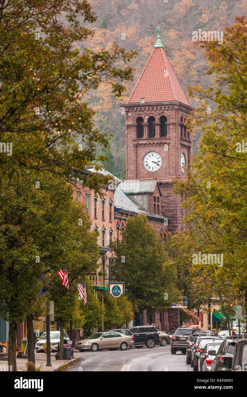 USA, Pennsylvania, Jim Thorpe, town buildings Stock Photo - Alamy