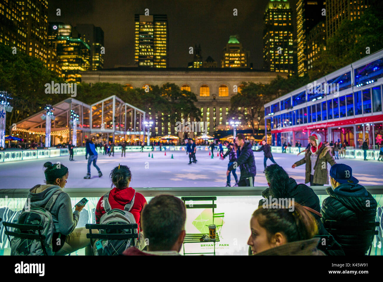 Public skating rink hi-res stock photography and images - Alamy