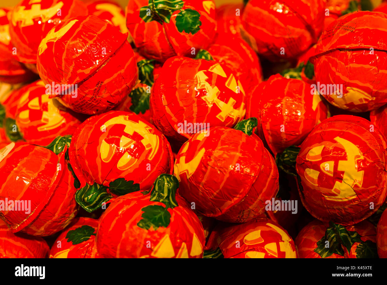 American halloween candy hi-res stock photography and images - Alamy