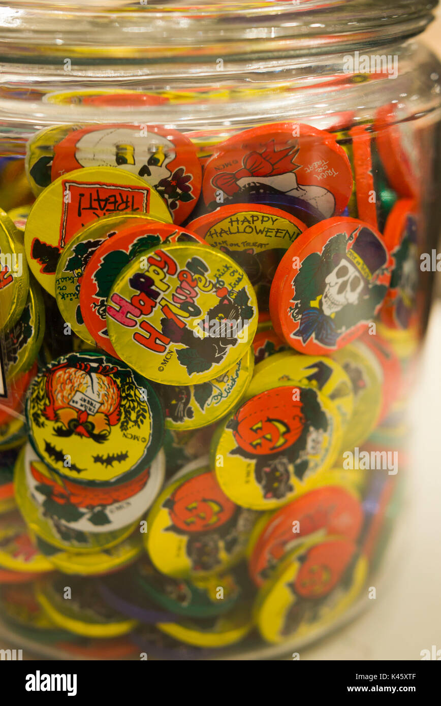 American halloween candy hi-res stock photography and images - Alamy