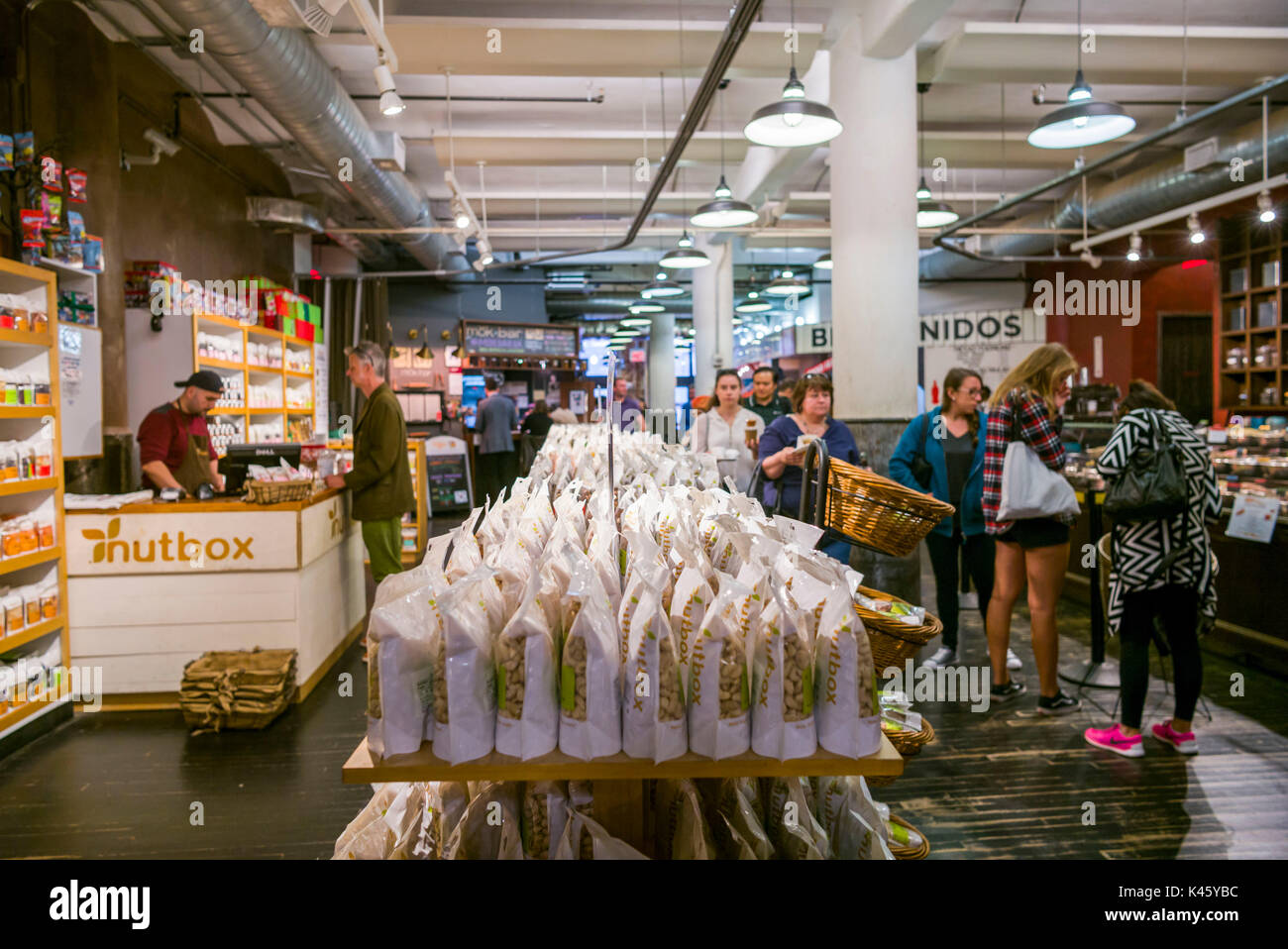 USA, New York, New York City, Lower Manhattan, Chelsea Market, interior ...