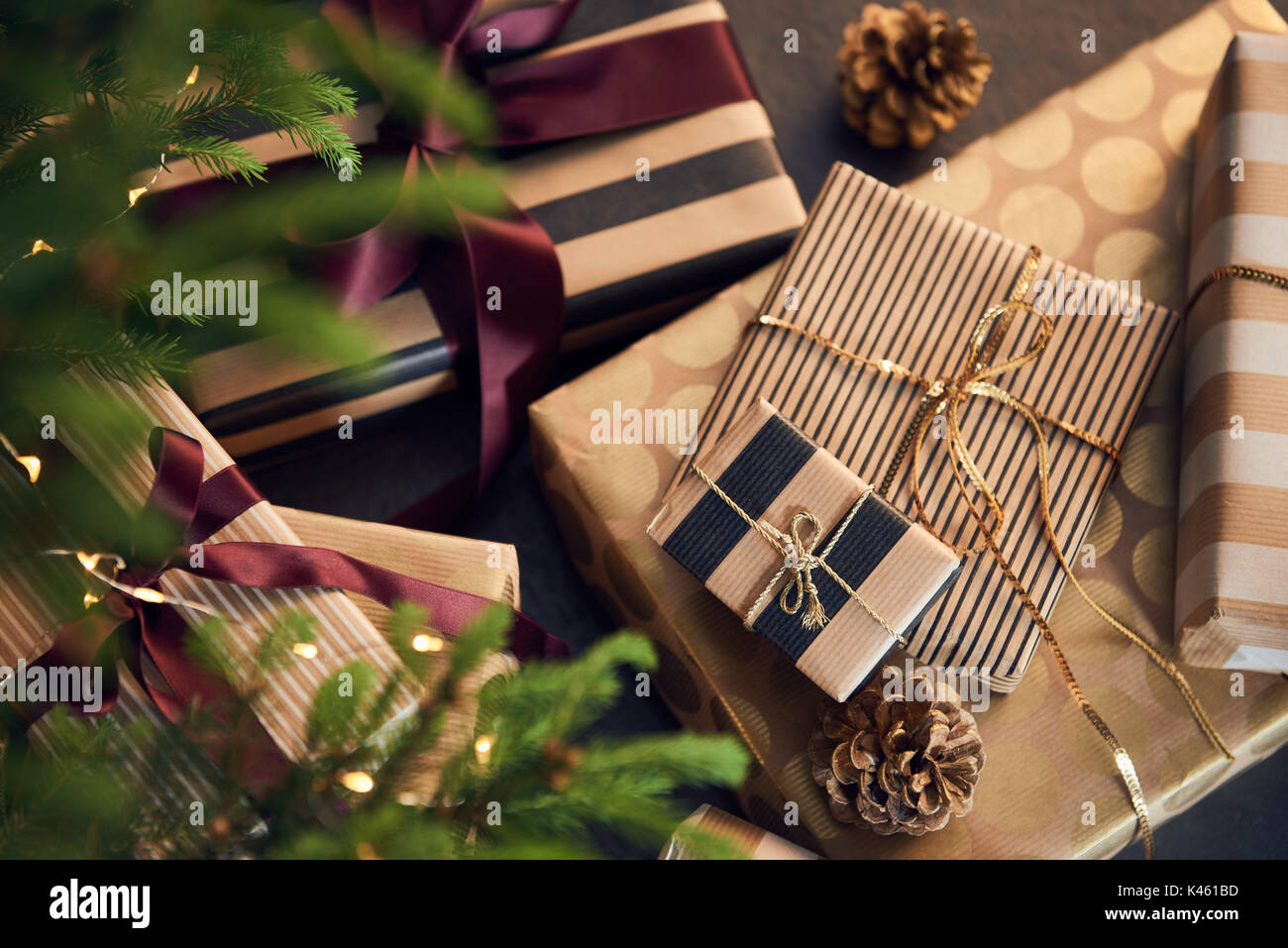 Christmas gifts hi-res stock photography and images - Alamy
