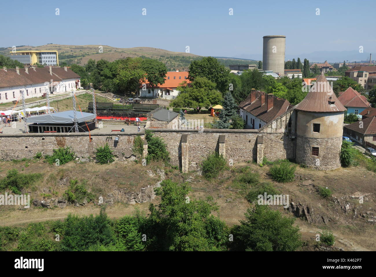 Elevated view at Hunedoara city from a balcony of Corvin castle ...