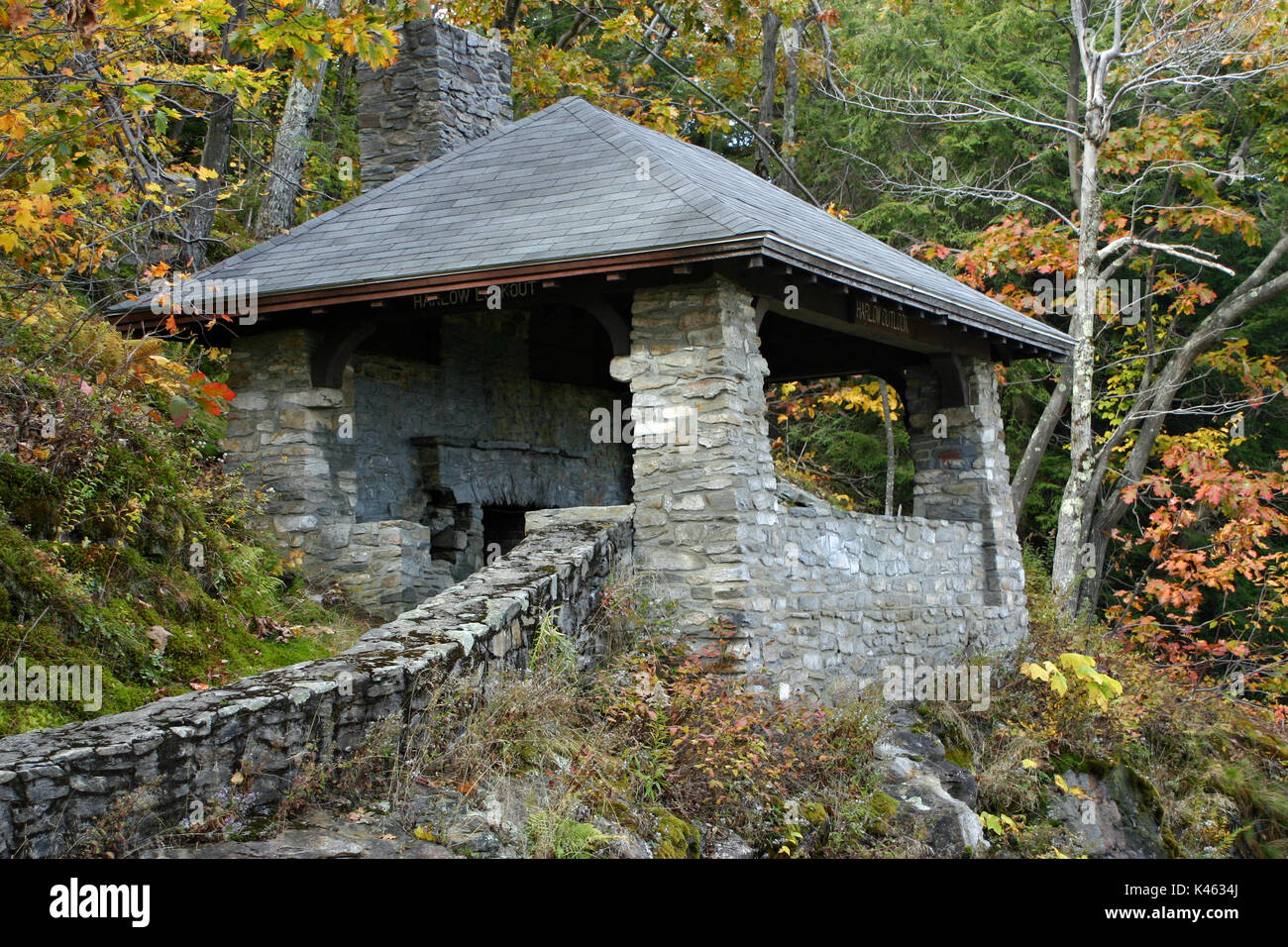 Autumn at the Harlow Outlook at Wachusett Mountain State Reservation ...