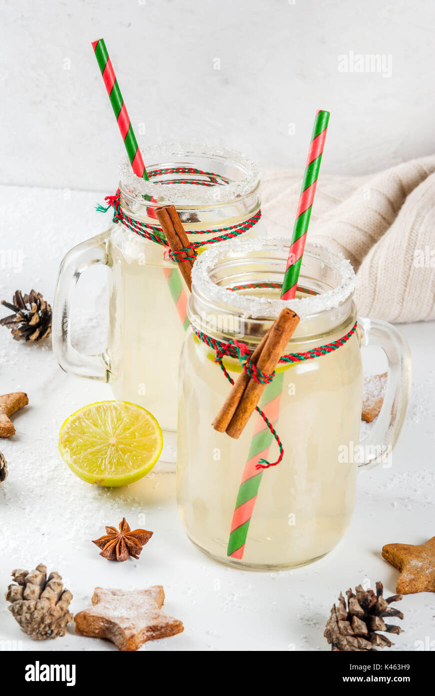 Snowball drink cocktail hi-res stock photography and images - Alamy