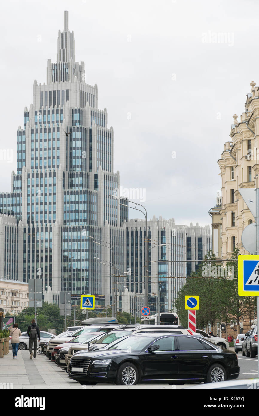 Crossroads in Moscow. Great street of Moscow Stock Photo - Alamy