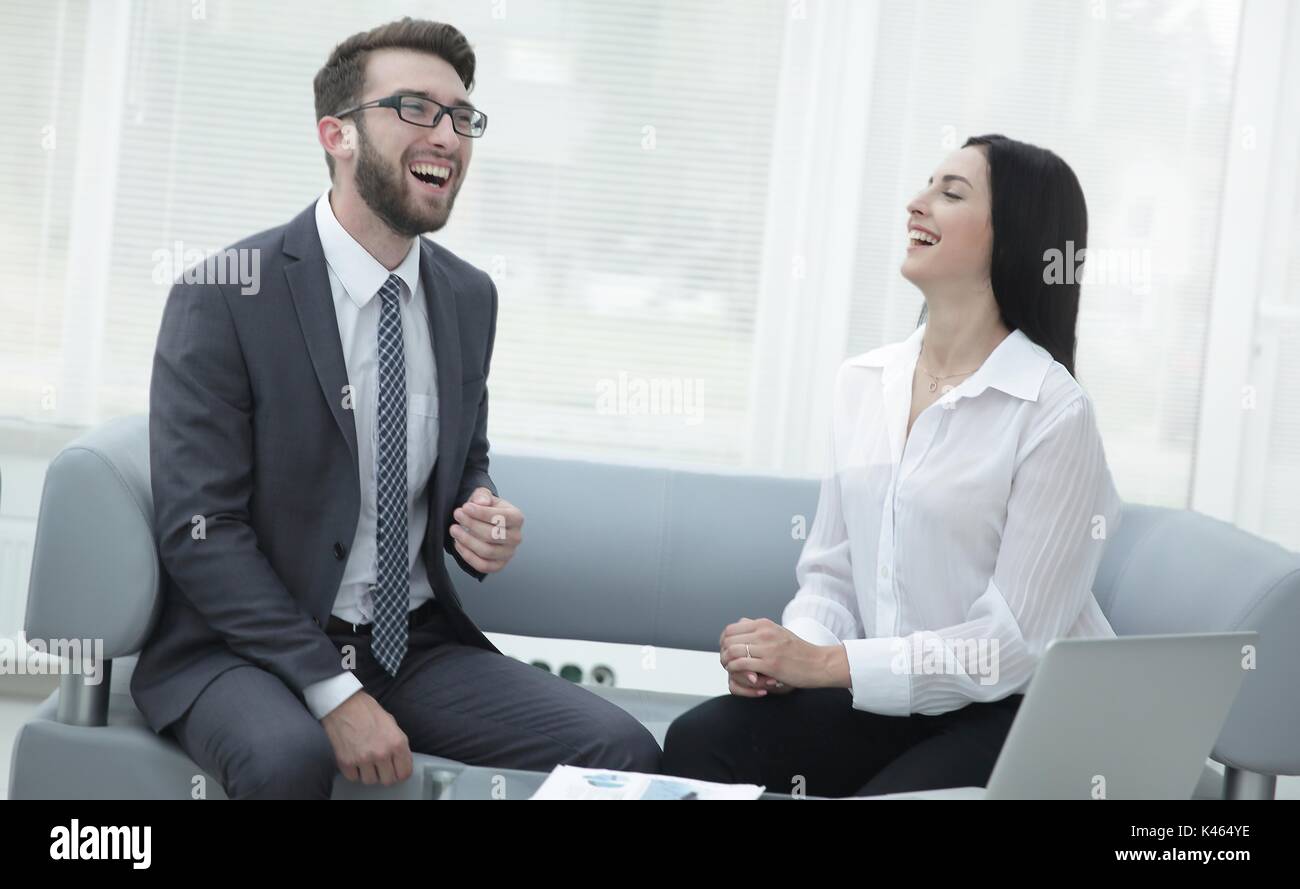 manager and customer talking in a modern office Stock Photo - Alamy