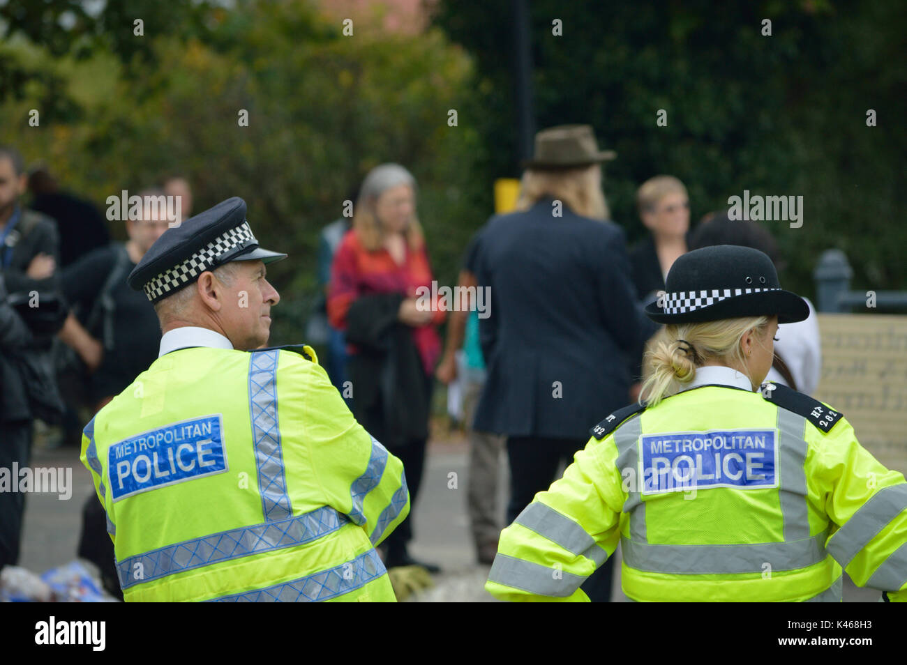 Metropolitan Police on duty in London Stock Photo - Alamy