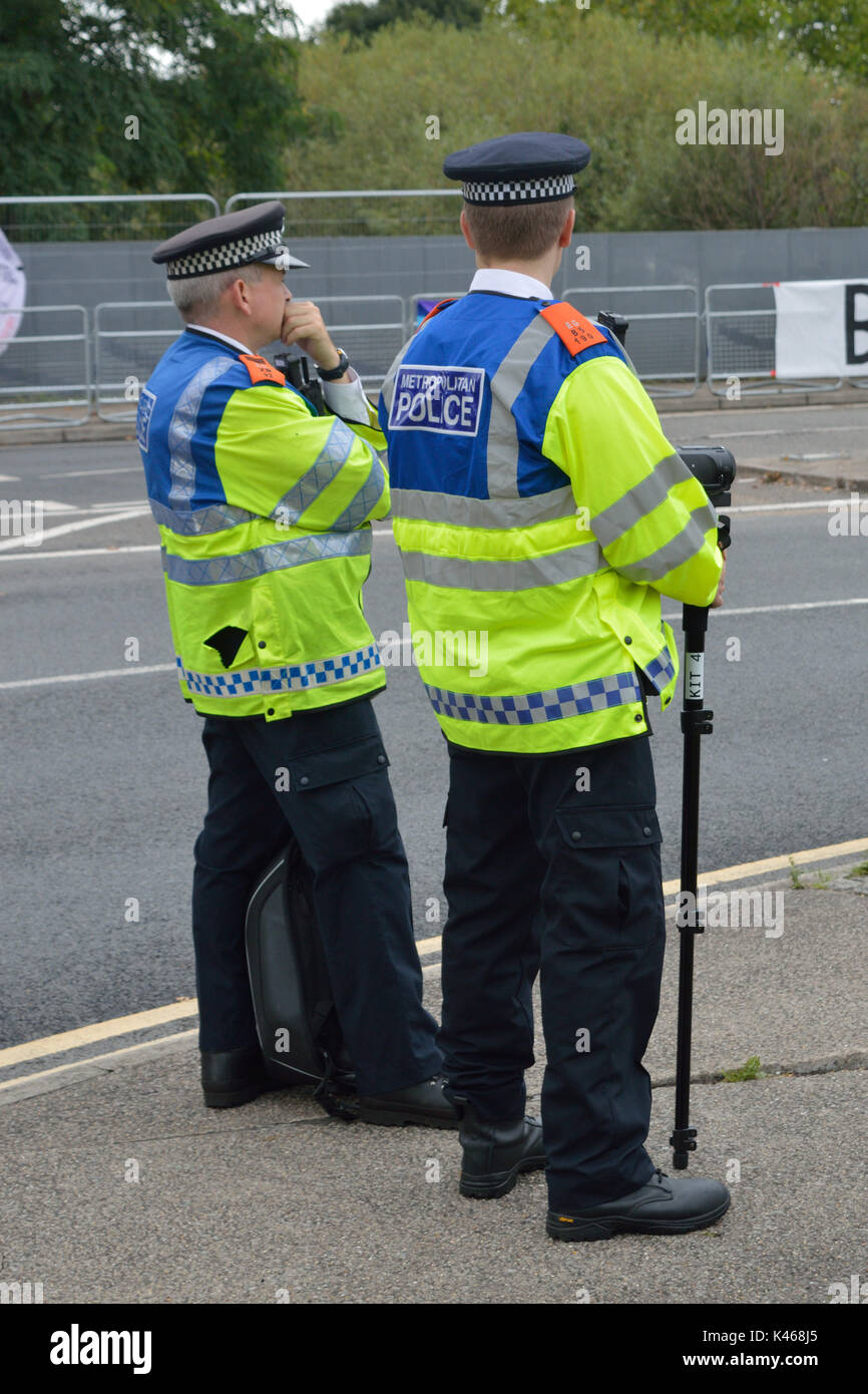 Metropolitan Police on duty in London Stock Photo - Alamy