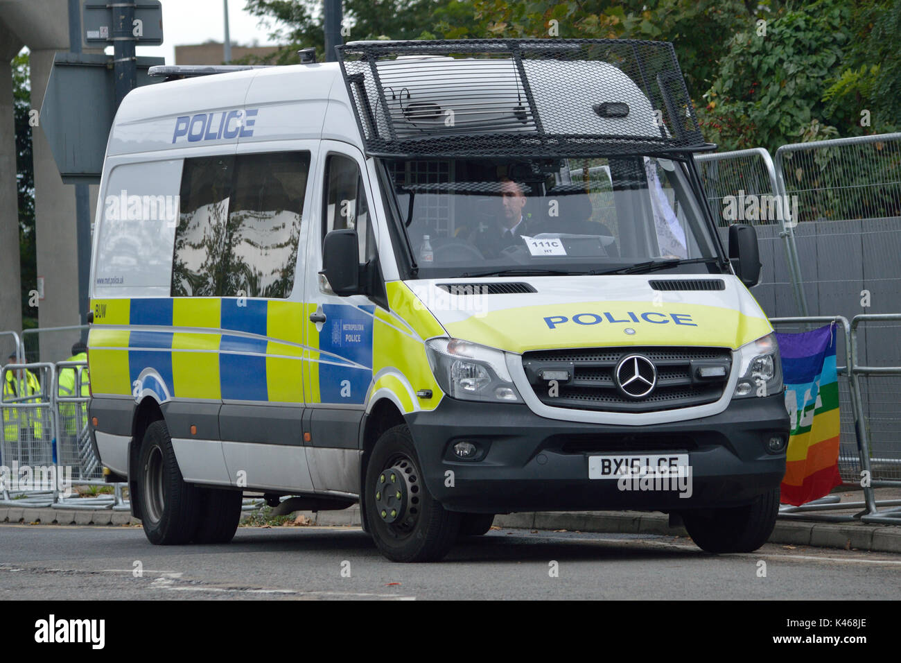London england uk police van hi-res stock photography and images - Alamy