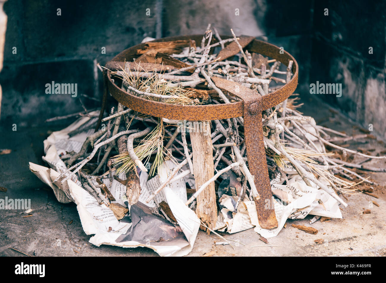 Typical spanish paella in the fire Stock Photo - Alamy