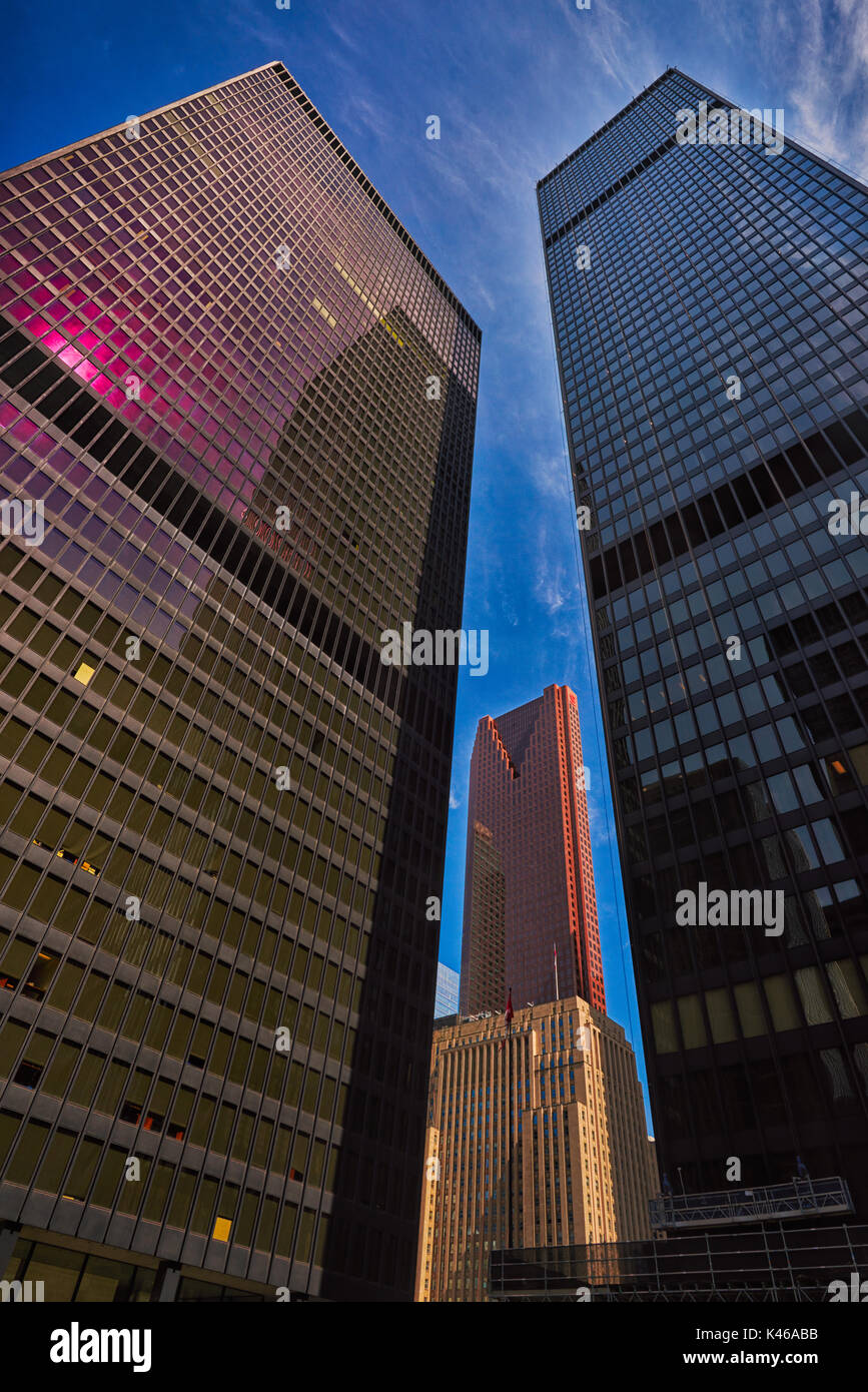 Financial district in downtown toronto hi-res stock photography and ...