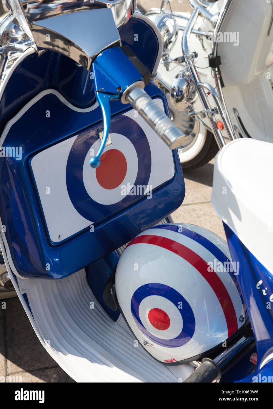 Mods rockers scooters 1960s hi-res stock photography and images - Alamy