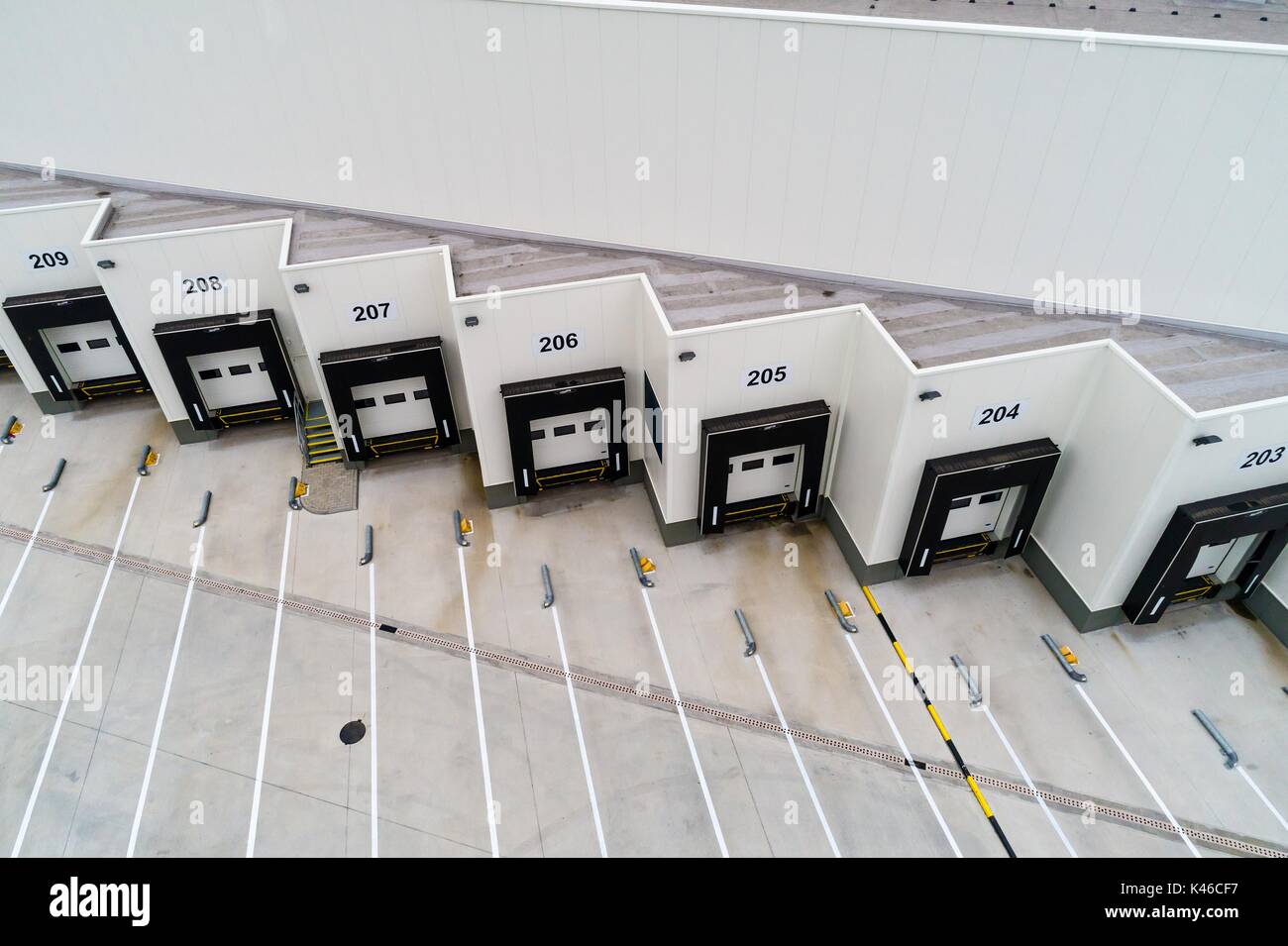 Aerial view on loading bays in distribution center Stock Photo - Alamy
