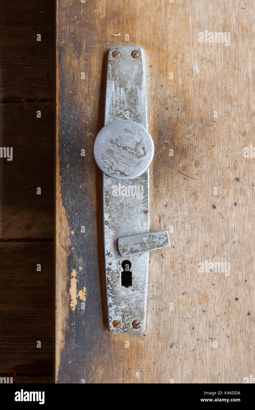 Steel farm gate open hi-res stock photography and images - Alamy