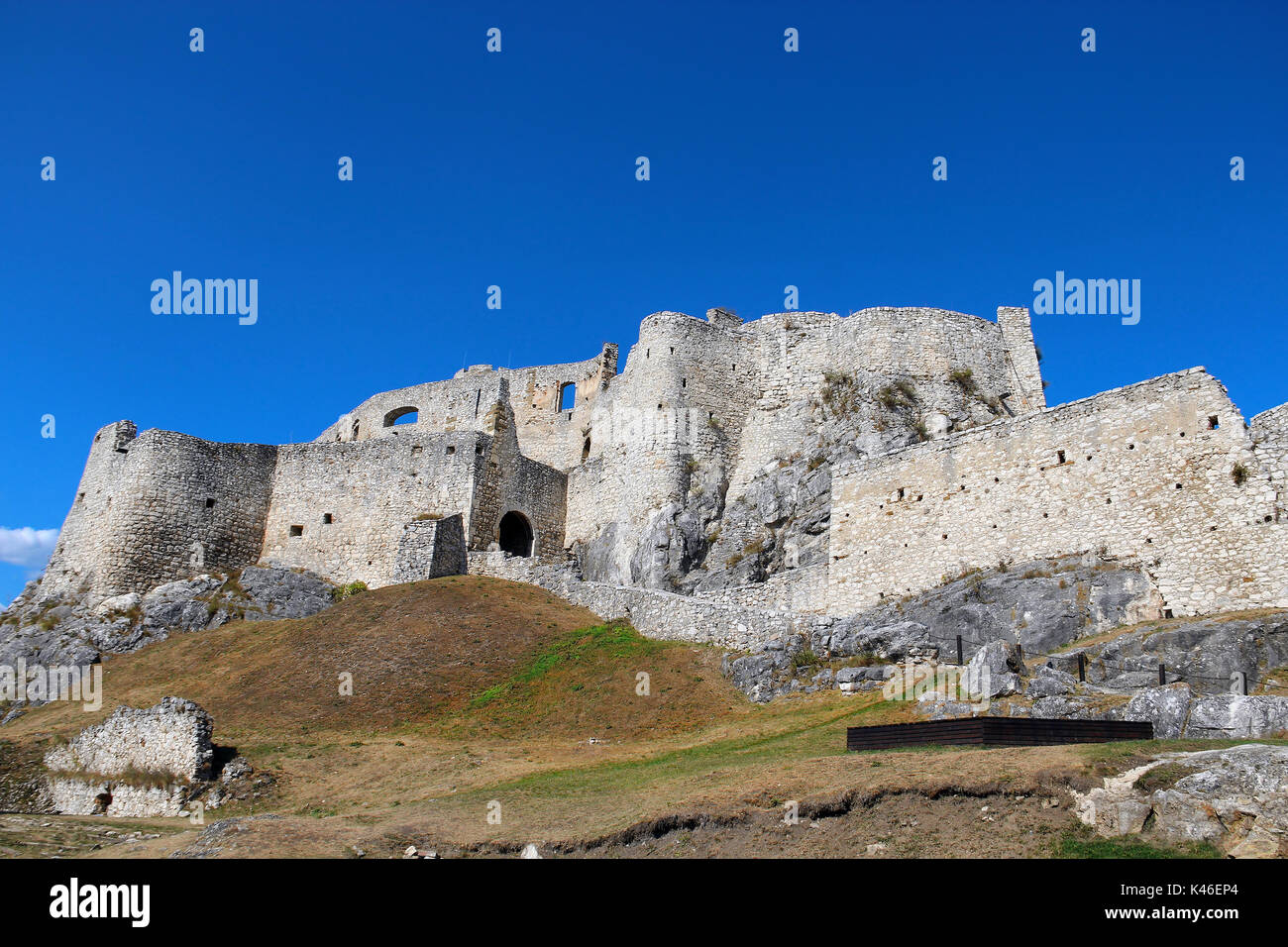 Castles of slovakia hi-res stock photography and images - Alamy