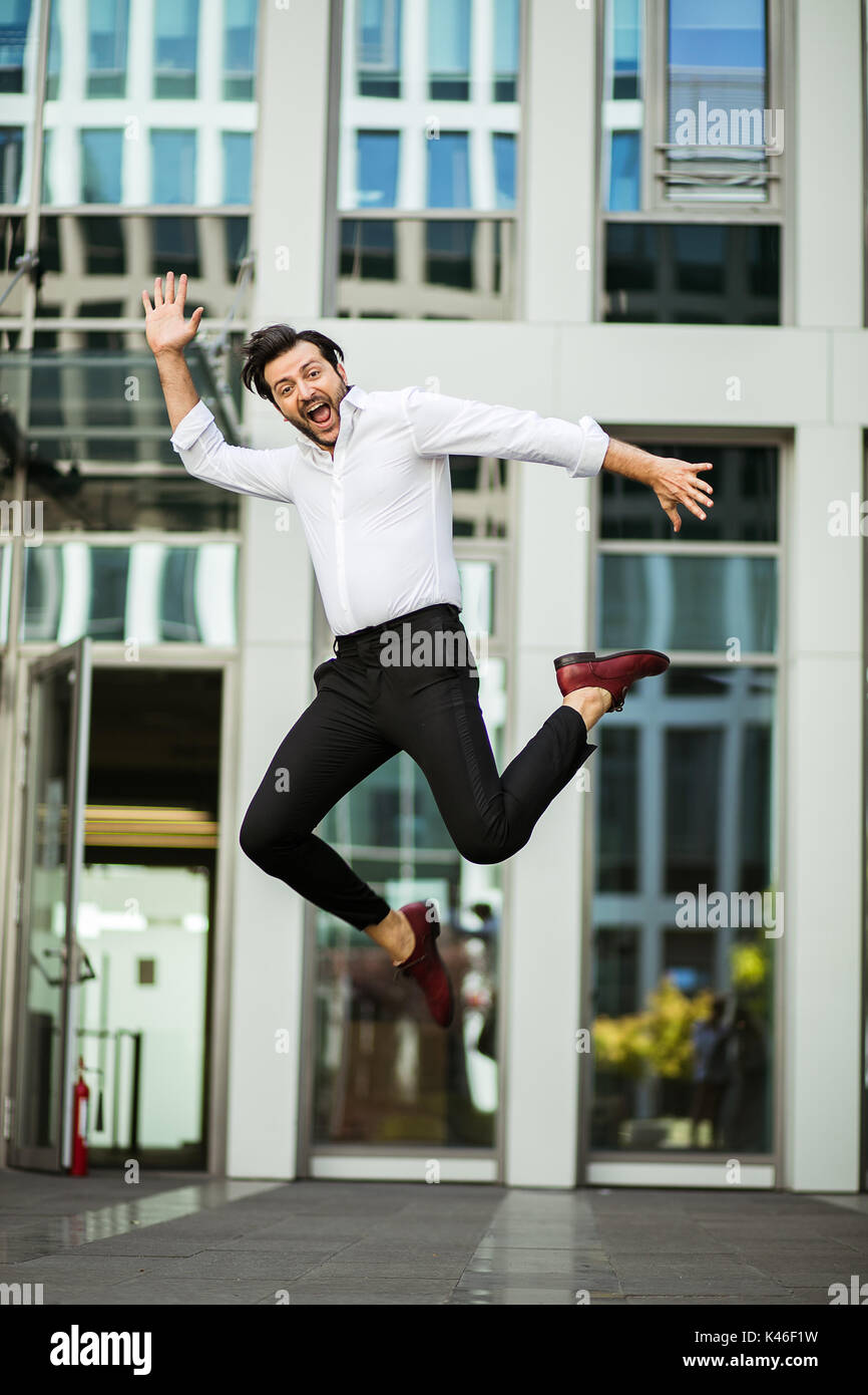 Office bulilding hi-res stock photography and images - Alamy