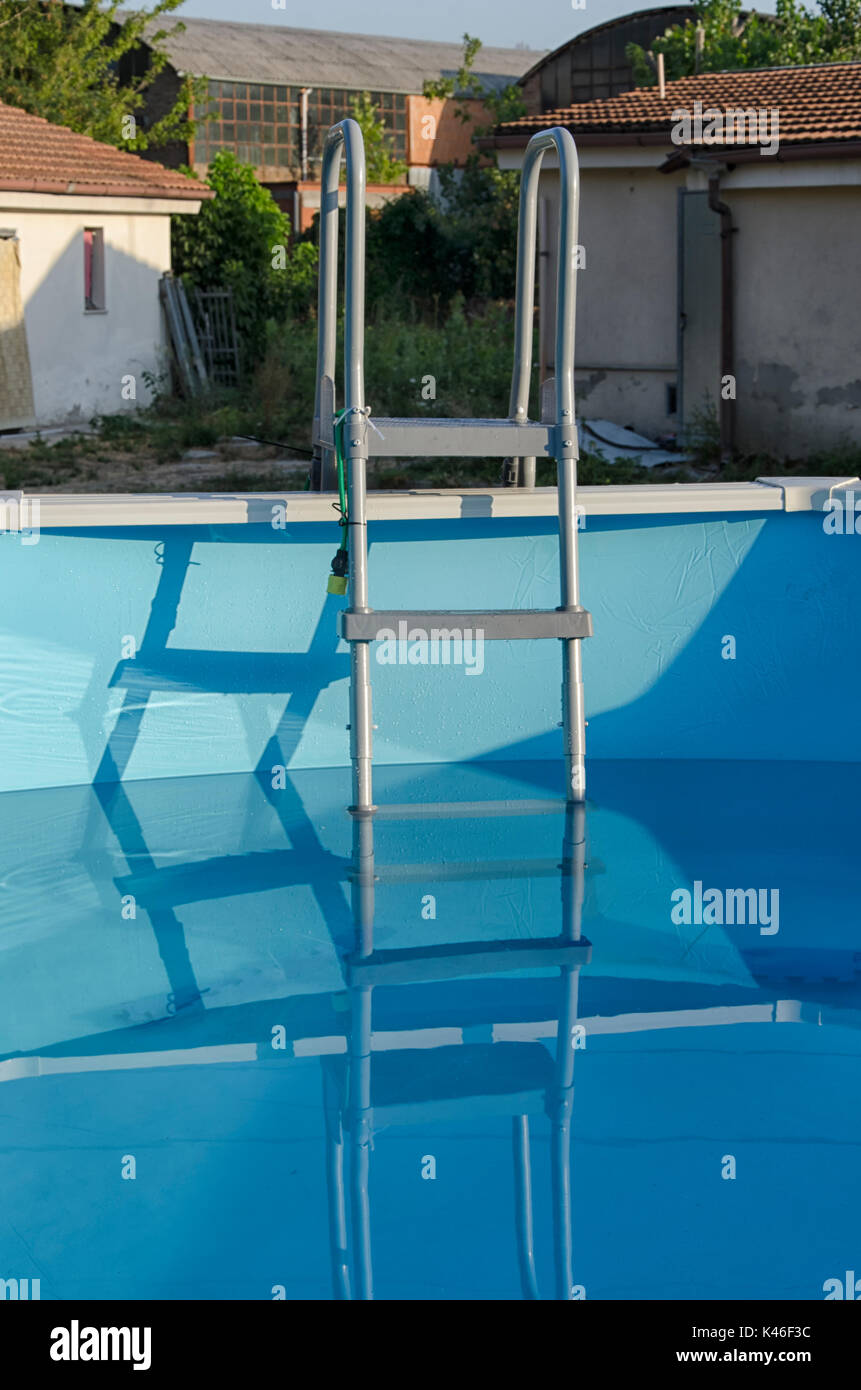 Metal Building For Swimming Pool