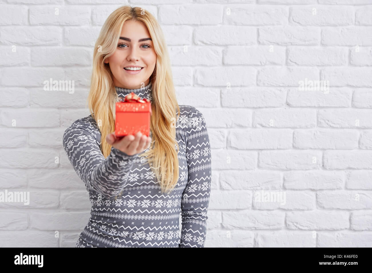 Woman reaching out hand hi-res stock photography and images - Alamy
