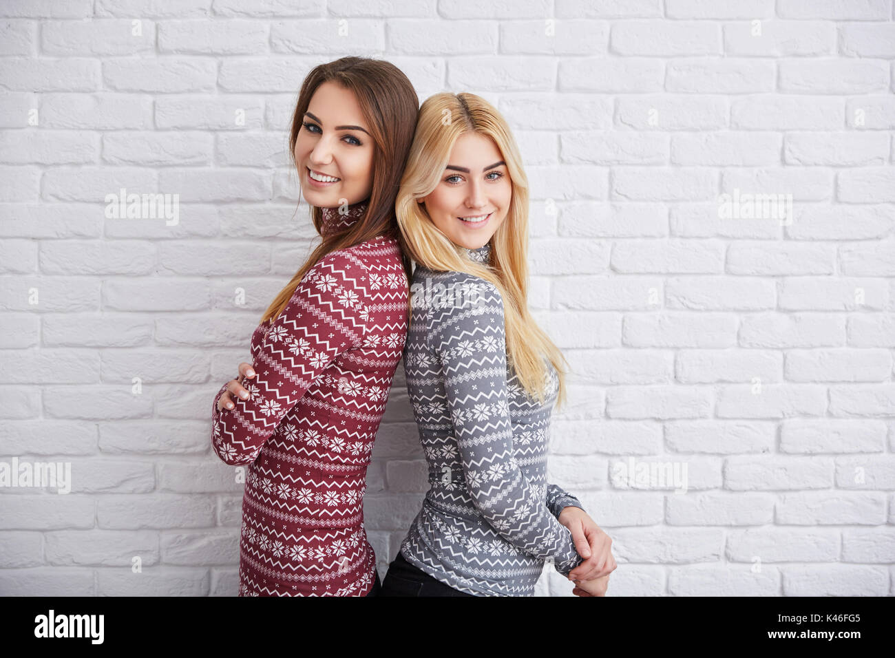 Leaning against each other hi-res stock photography and images - Alamy