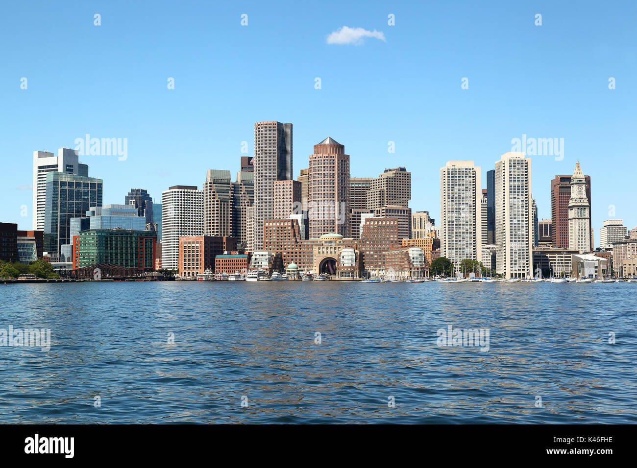Boston skyline from the waters of the Harbour Stock Photo - Alamy