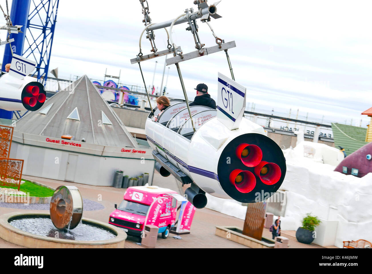 Fairground rocket hi-res stock photography and images - Alamy