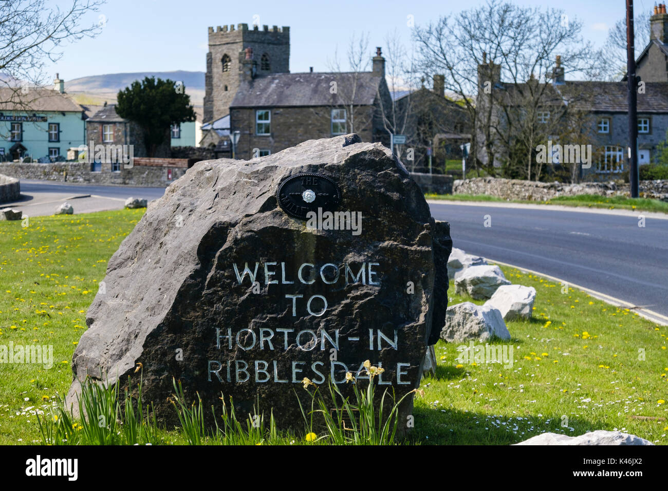 Stone welcome sign for Pennine village of Horton-in-Ribblesdale ...