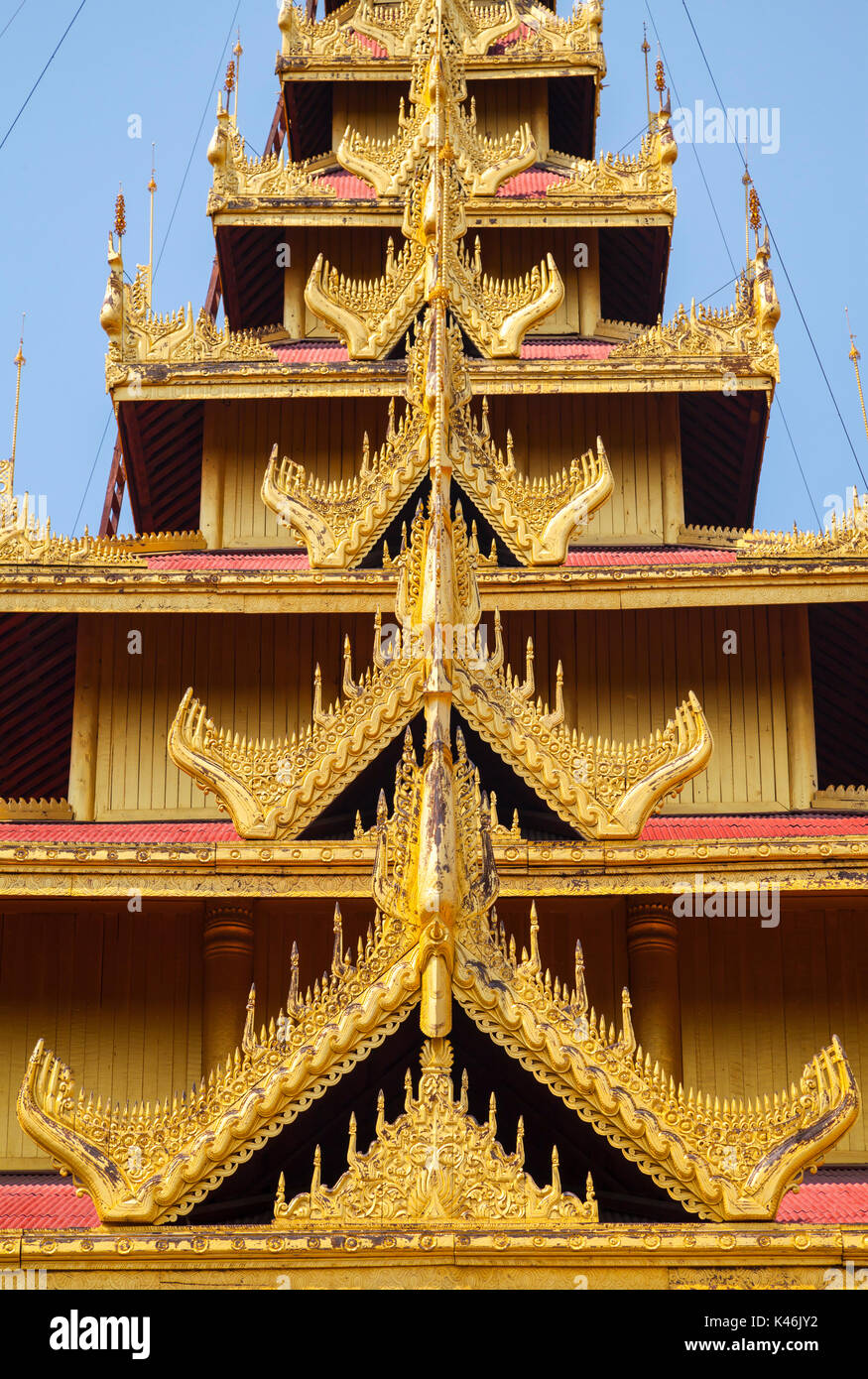 Burmese temple architecture hi-res stock photography and images - Alamy