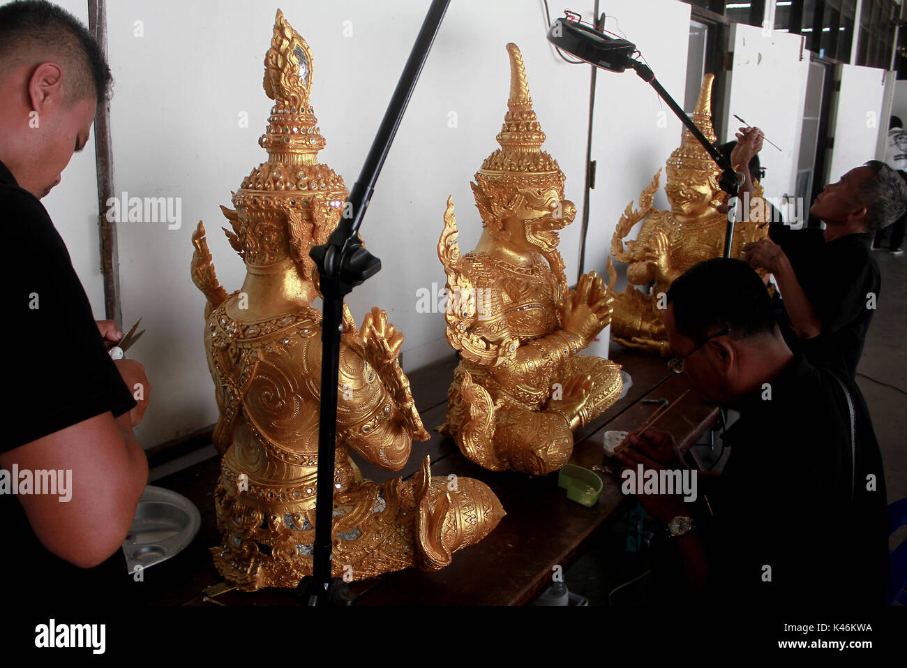 Bangkok thailand april 04 hi-res stock photography and images - Alamy