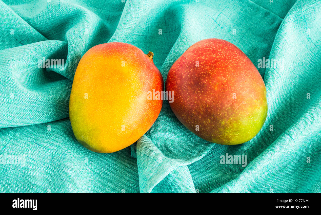 Mango pit hi-res stock photography and images - Alamy