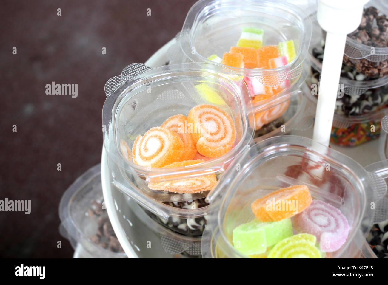 jelly candy sweet with sugar in small box Stock Photo - Alamy