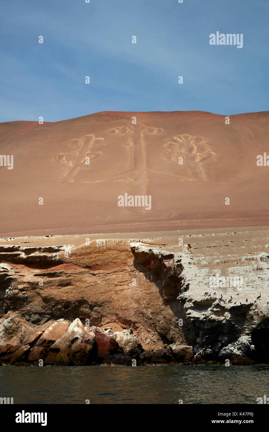 Candelabra Geoglyph, Paracas Peninsula, Paracas National Reserve, Pisco ...