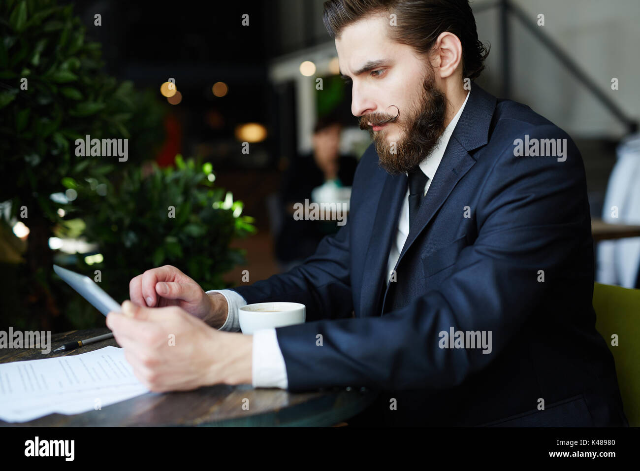 Economist sales hi-res stock photography and images - Alamy