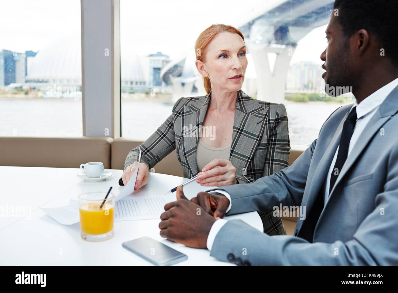 Collaboration partners hi-res stock photography and images - Alamy