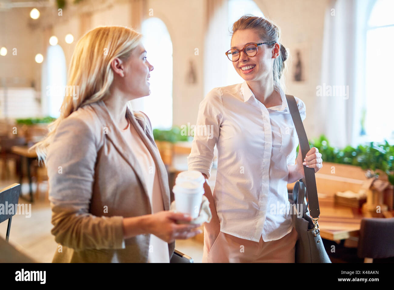 Small talk hi-res stock photography and images - Alamy