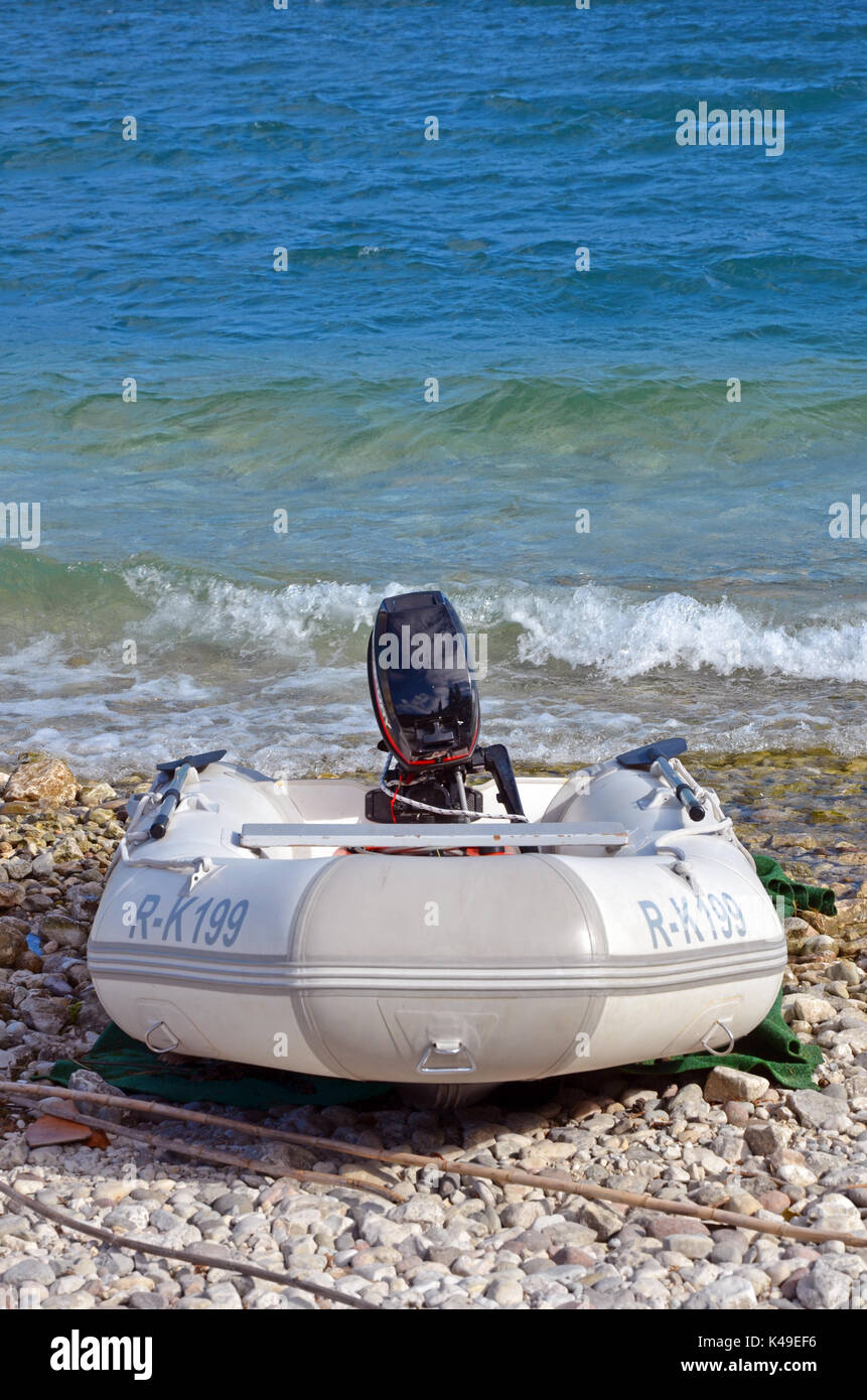 Motorized electric boat hi-res stock photography and images - Alamy